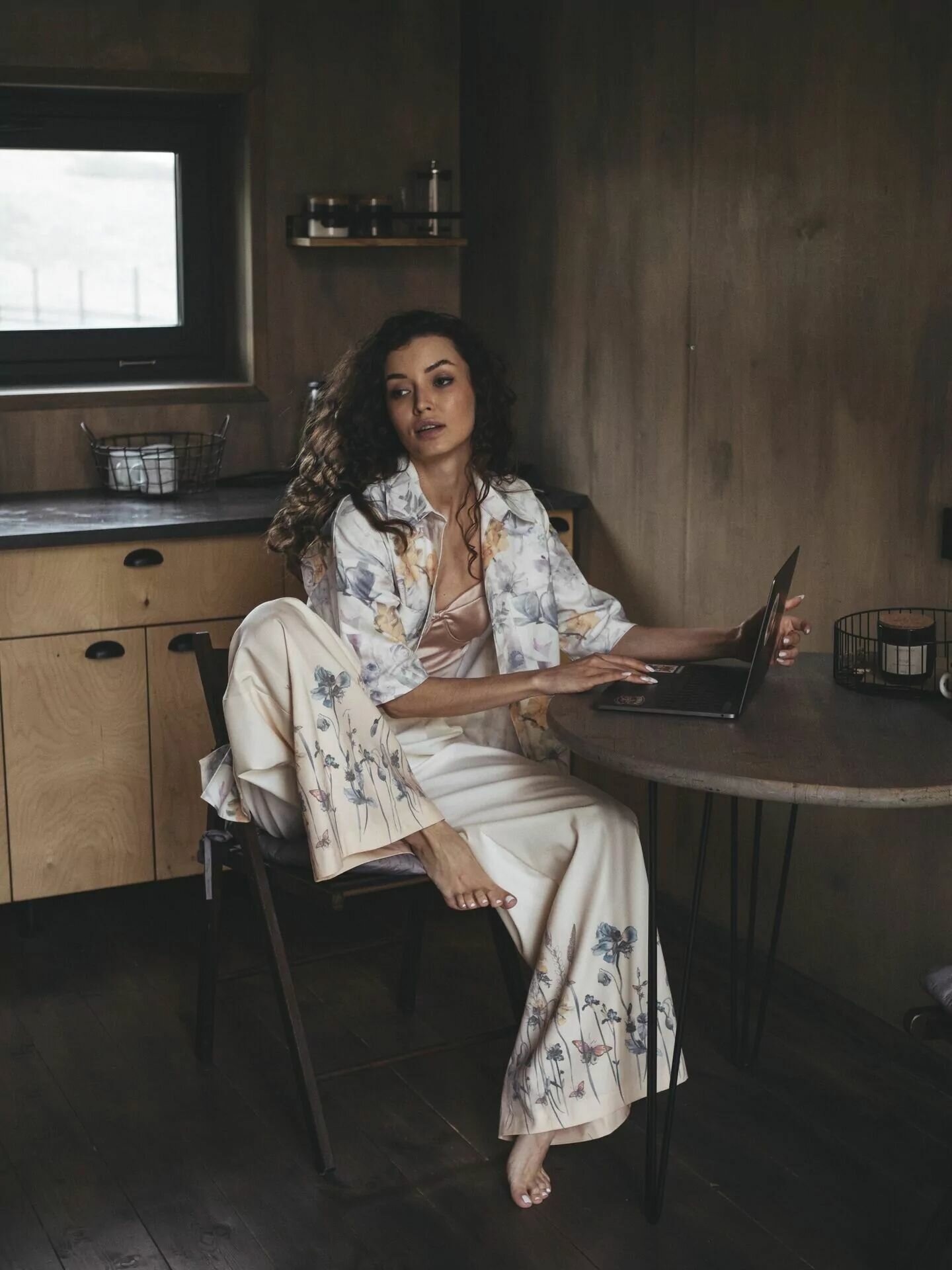 Брюки палаццо Весна-лето 2025