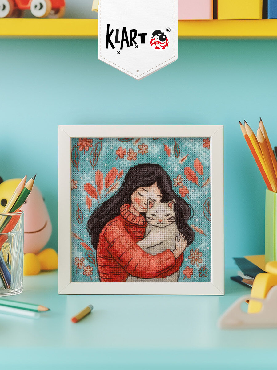 Набор для вышивания Klart 8-559 "Девушка с котом" 12 х 13 см