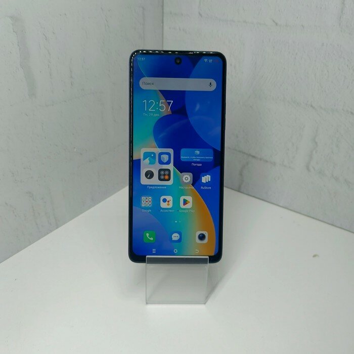 Смартфон Tecno Spark 10 Pro 8/128 Черный