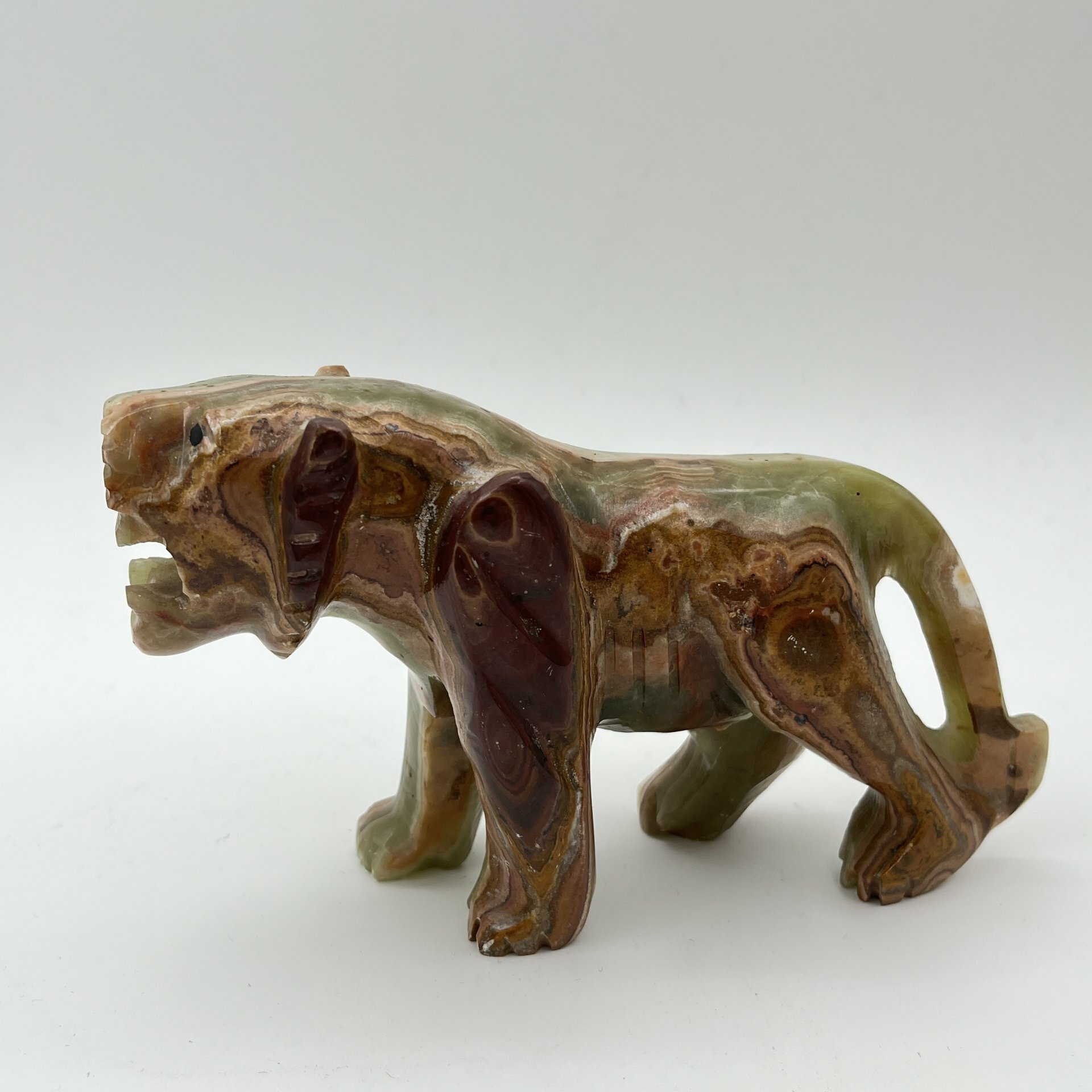 Статуэтка "Тигр", натуральный камень (оникс), резьба, Азия, 2000-2015 гг.