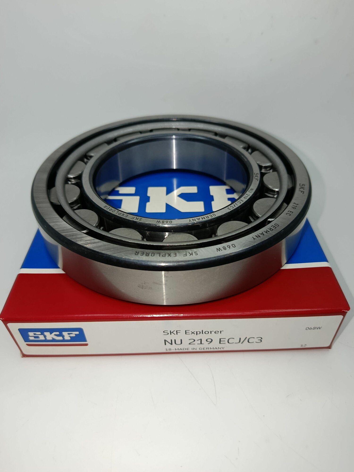 NU219ECJ/C3 размер 95*170*32 мм Подшипник SKF
