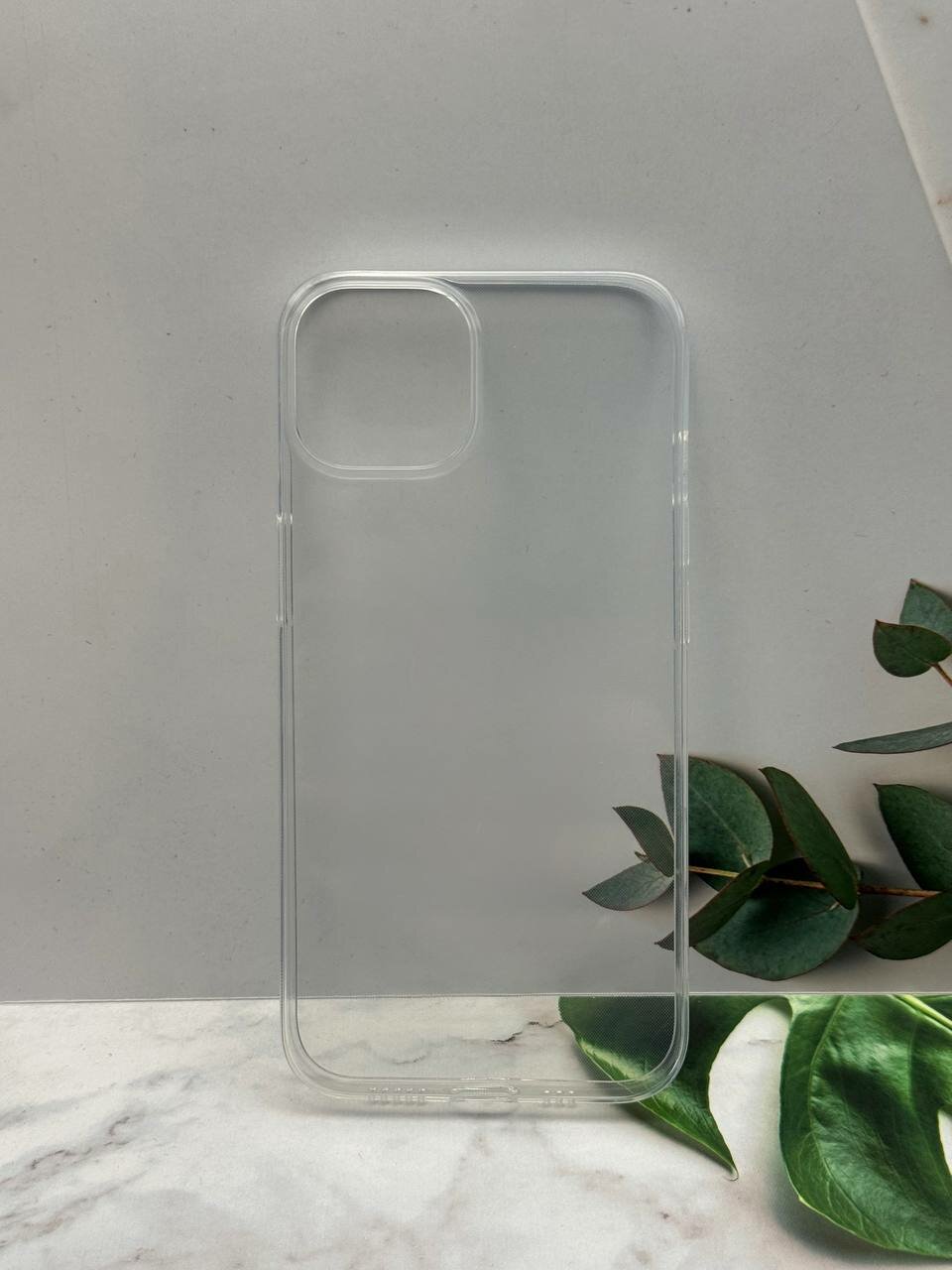 Силиконовый чехол на iPhone 14 защитный
