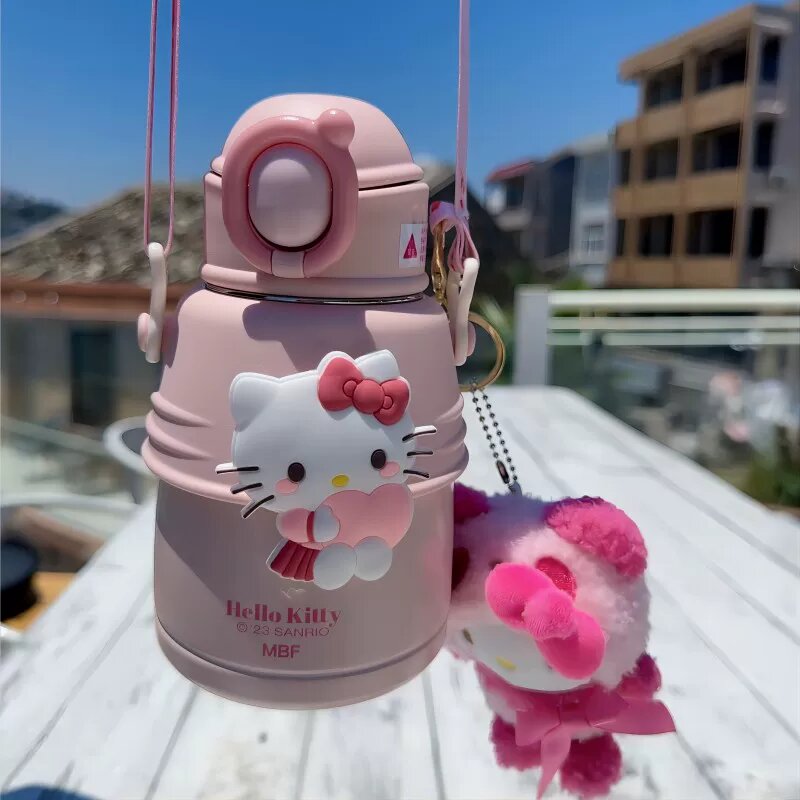 Sanrio Хелло Китти 600 мл термос с трубками и прямым питьем, милый дизайн с персонажем