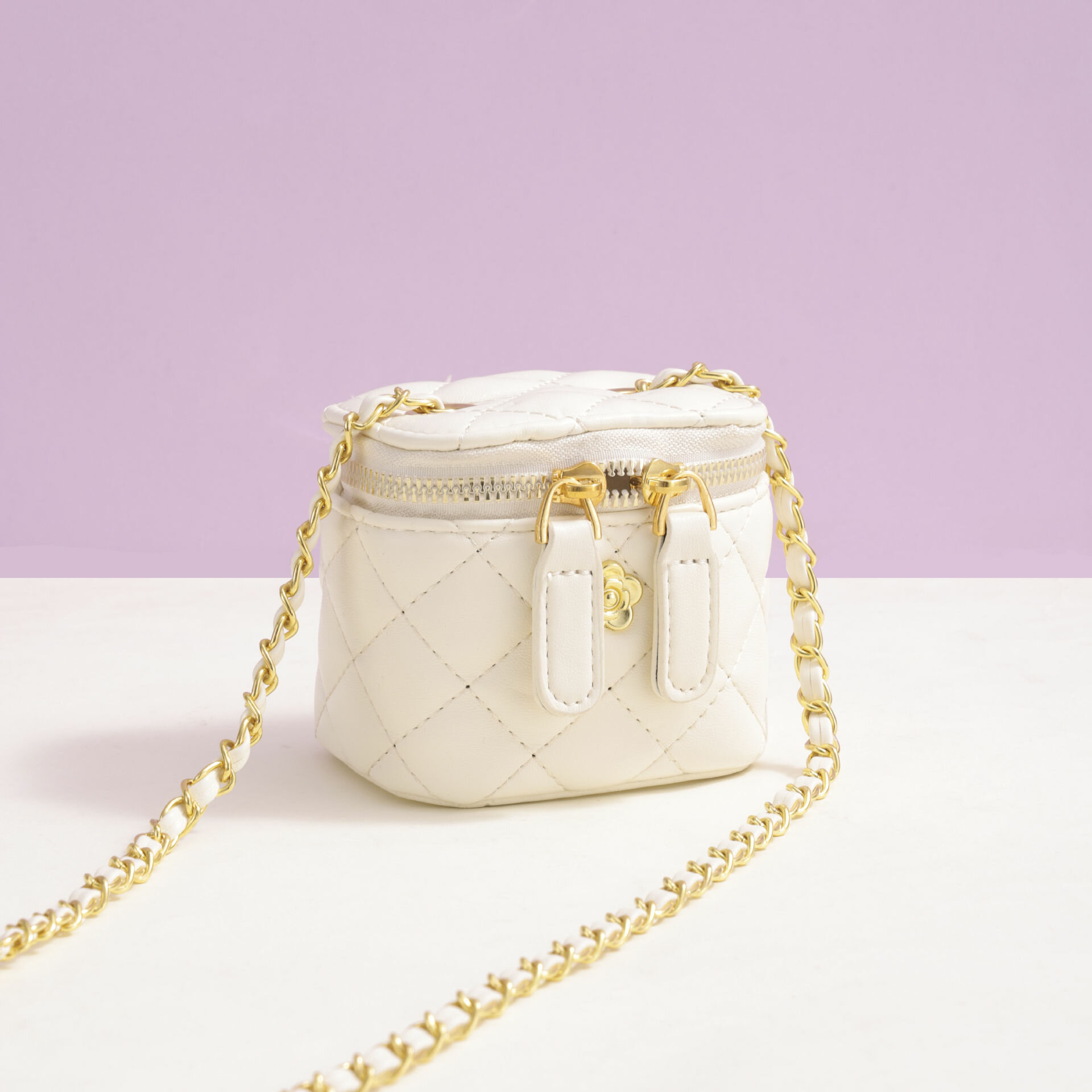 Маленькая сумка в стиле Chanel с цепочкой, модная высококачественная летняя мини-сумка, кожаная сумка через плечо, маленькая квадратная сумка