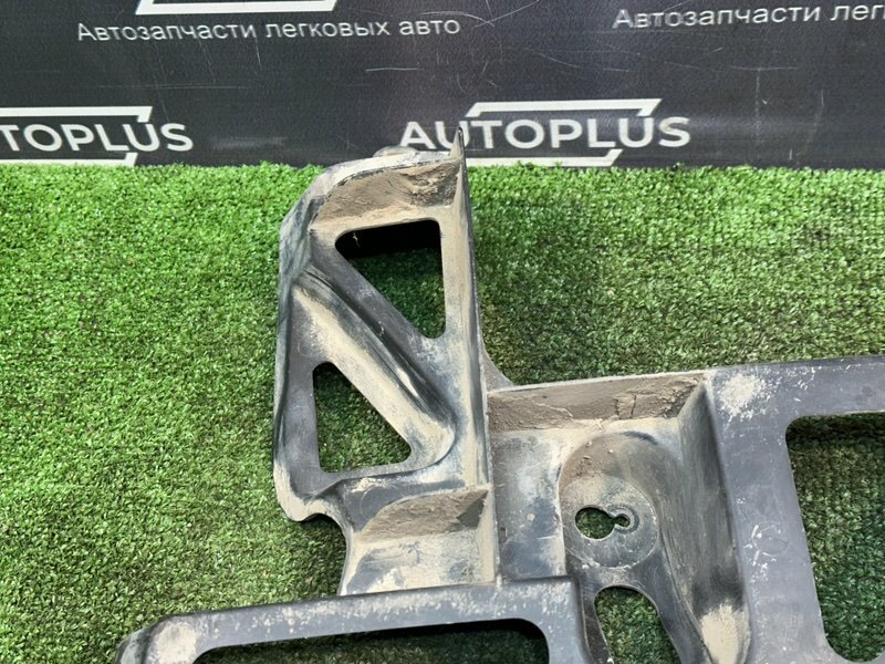 Кронштейн бампера Левый Задний Renault Megane 2005 (K4MW761) Б/У с пробегом Арт. 8200146041 — фото 1