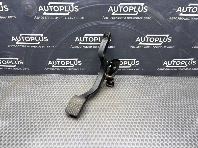 Педаль газа Hyundai Accent 2003 (1.5 G4EC) Б/У с пробегом Арт. 327001G000