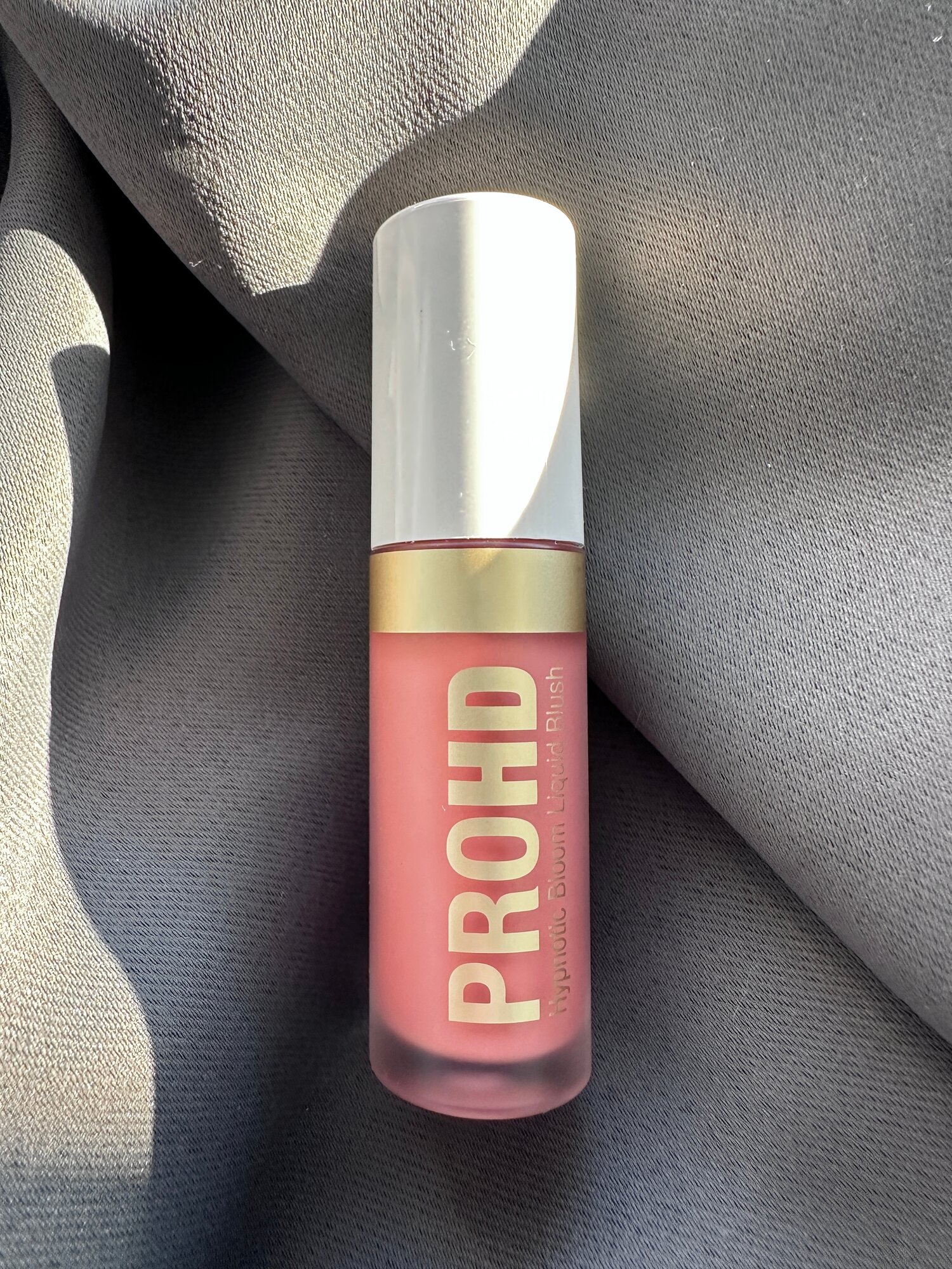 Topface Румяна жидкие PROHD Hypnotic Bloom Liquid Blush PT357, тон 003 Coral Glow