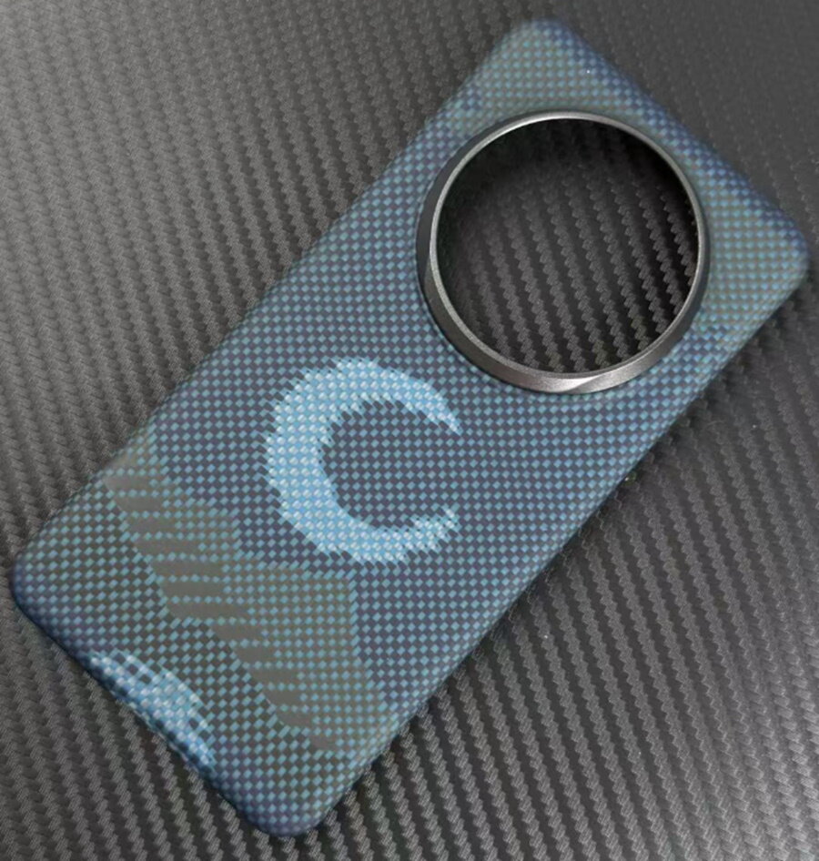 Карбоновый чехол Carbon Shield для Huawei Mate 70 Pro/Pro+ Metal Frame с Magsafe Shadow Moon