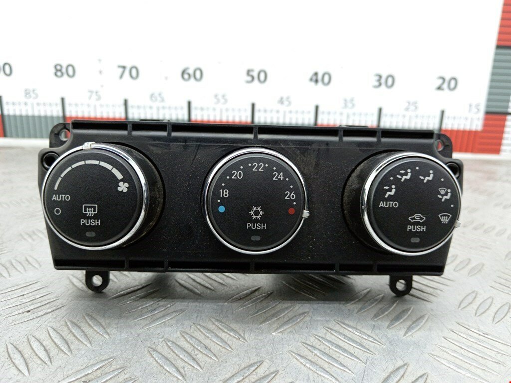 Блок управления печки (климат-контроля) Chrysler Sebring 3 (JS) 55111815AC арт. 2250697