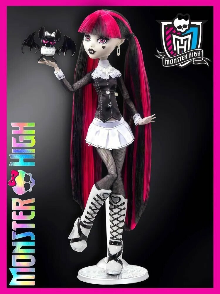 Кукла Monster High Reel Drama Doll, Draculaura in Black and White, Collectible Reproduction with Doll-Size and Life-Size Posters, Horror Flick Theme