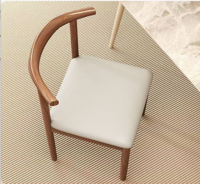 Стулья, для столовой, без подлокотников, каркас металл, обивка ПУ кожа 38*70 см,