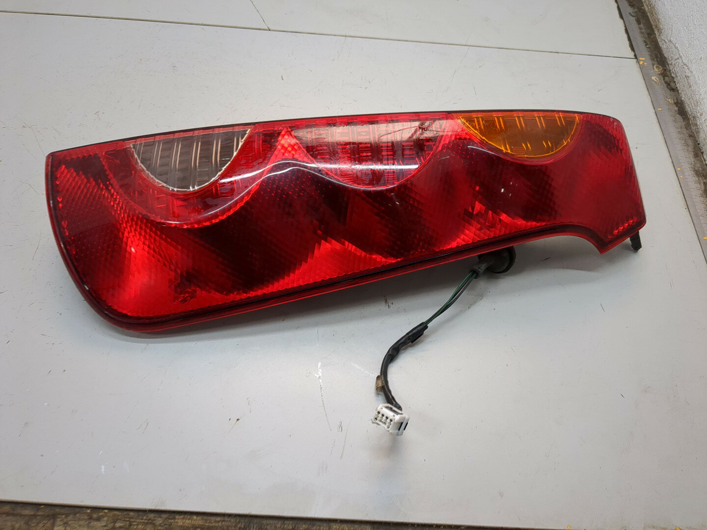 Фонарь (задний) правый Nissan Note E11 Б/У