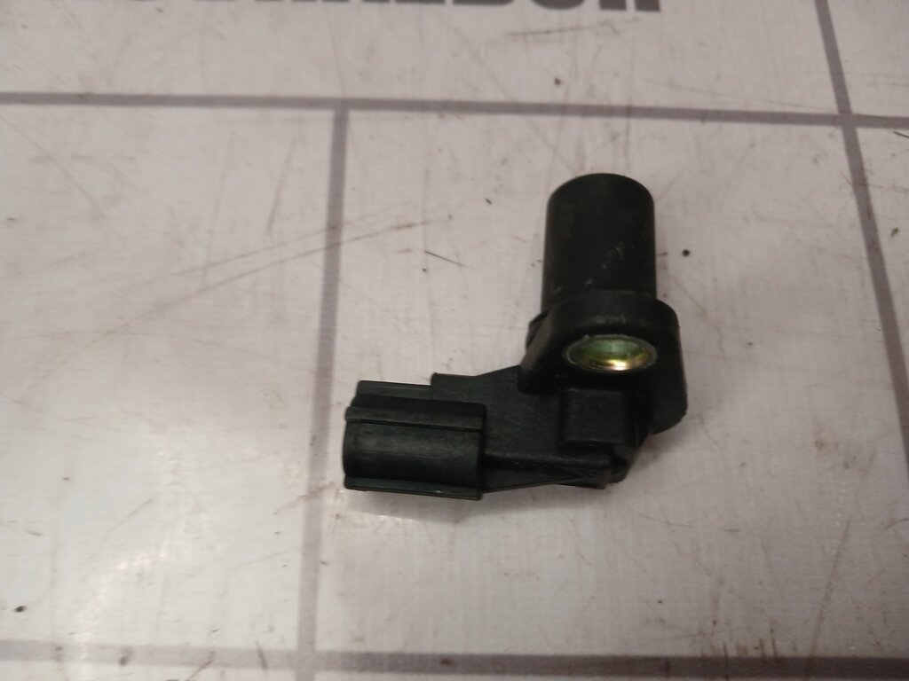 Датчик положения распредвала Ford Focus 2 05-08