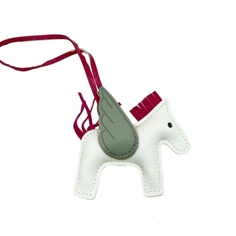 Ангел Пегас, ручная работа, брелок, белая роза красная