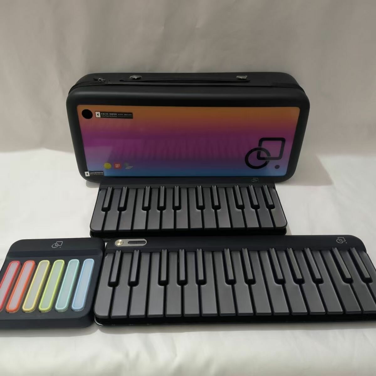 MUSIC PASSWORD, портативное складное цифровое пианино, цветные светящиеся клавиши, колонки, бесплатные курсы и развивающие игры, MIDI подходит для начинающих и взрослых