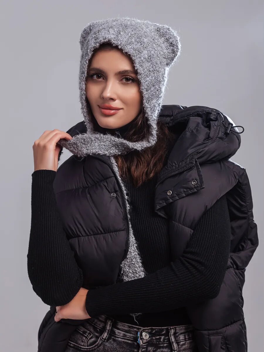 Шапка с ушками из букле для девочек и женщин