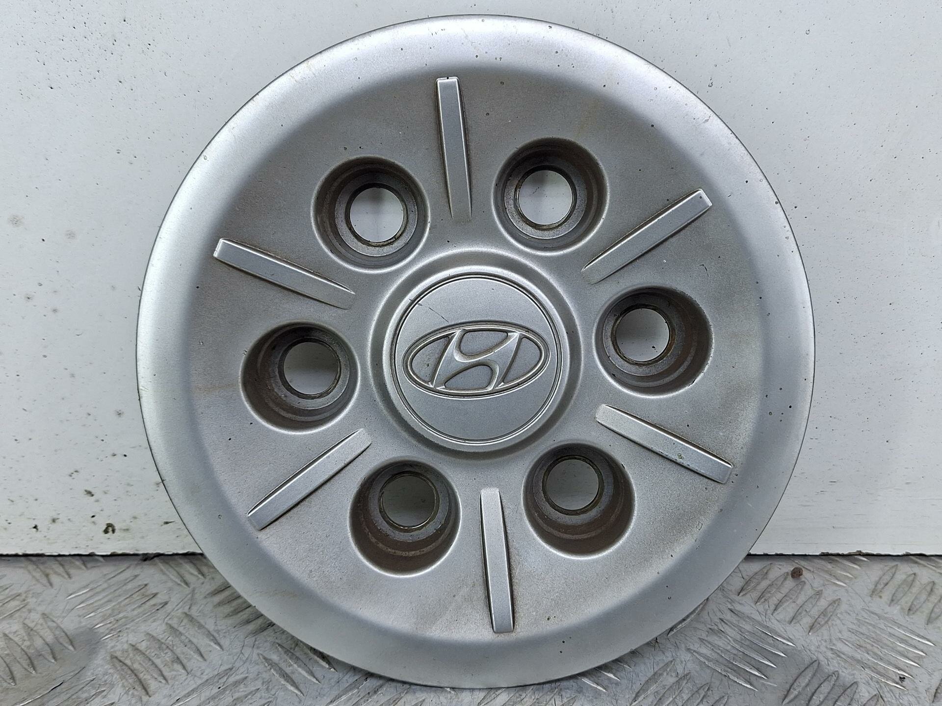 Колпак колесный Hyundai H1 Grand Starex 2008 529604H000