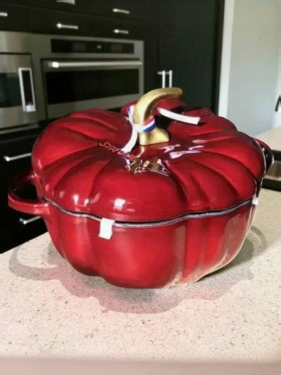 Кокот Staub Тыква, чугун, 24 см, 3,45 л, антипригарный, красный