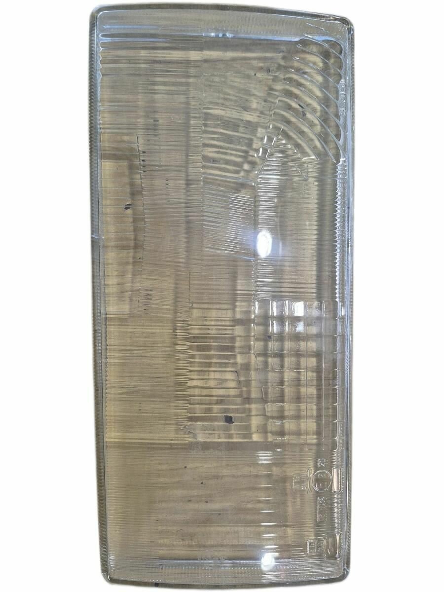 Стекло фары 2105 белое прямое правое