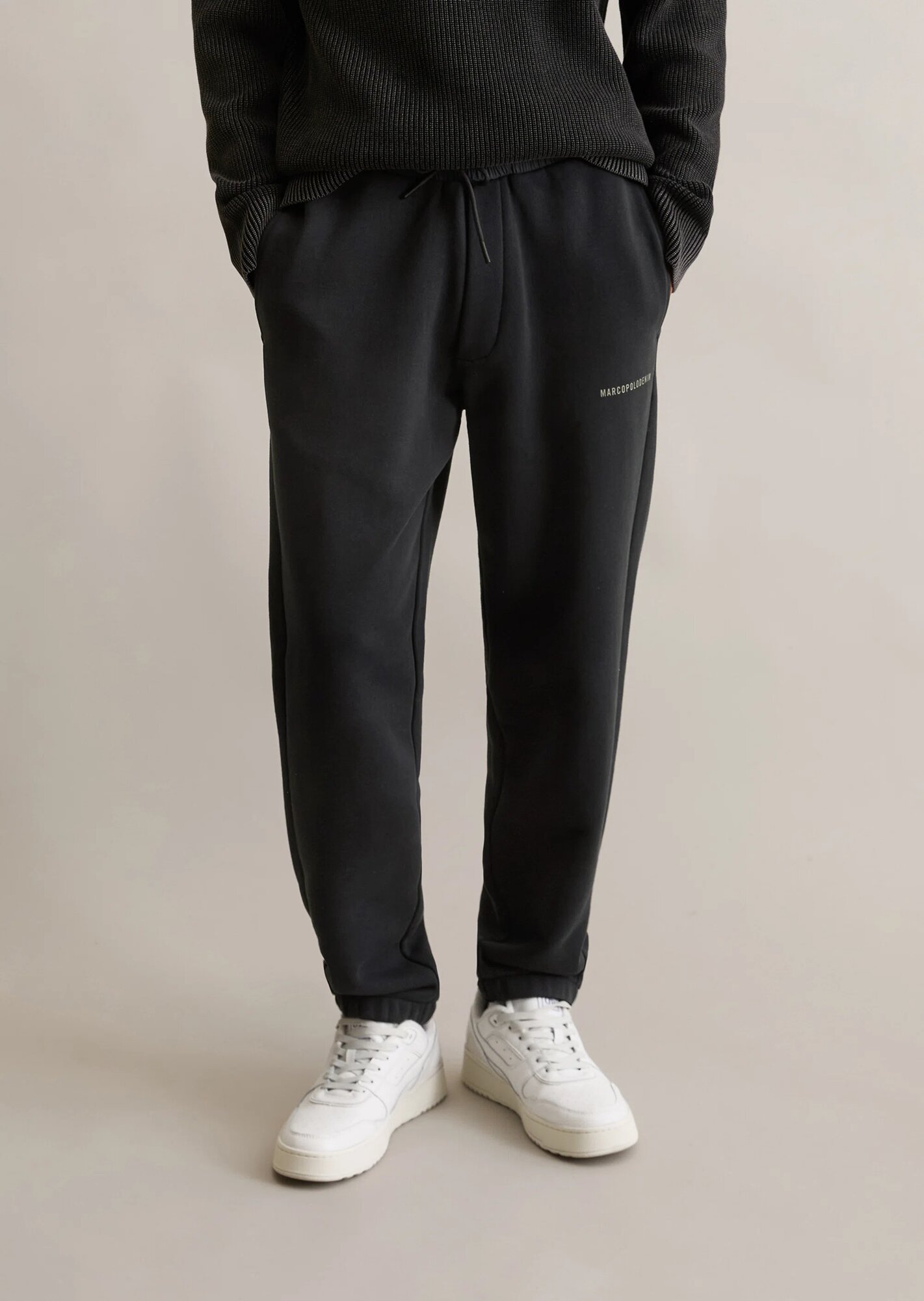 Брюки джоггеры