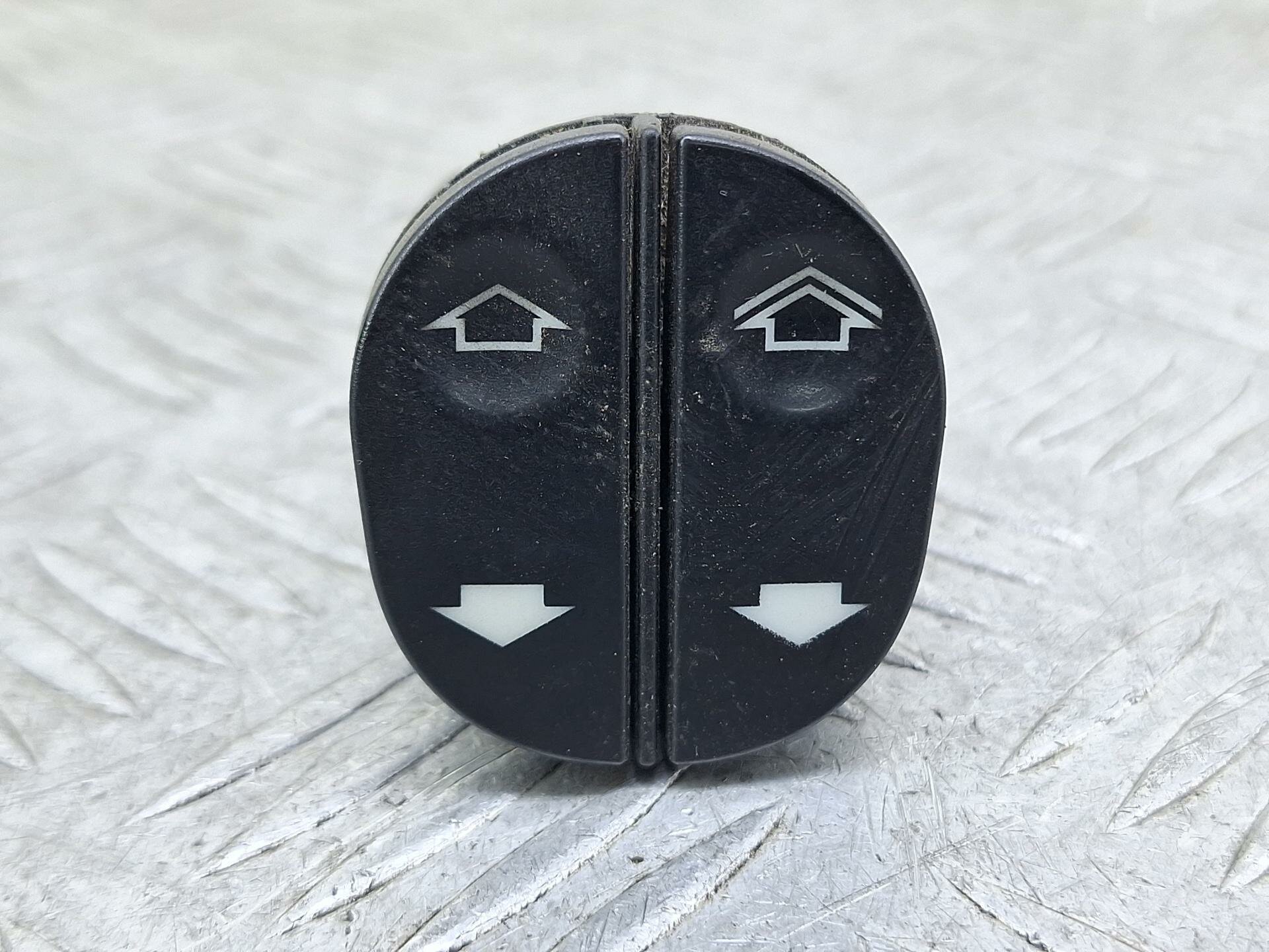 Блок управления стеклоподъемниками Ford Fusion рест. 2006 6S6T14529AB