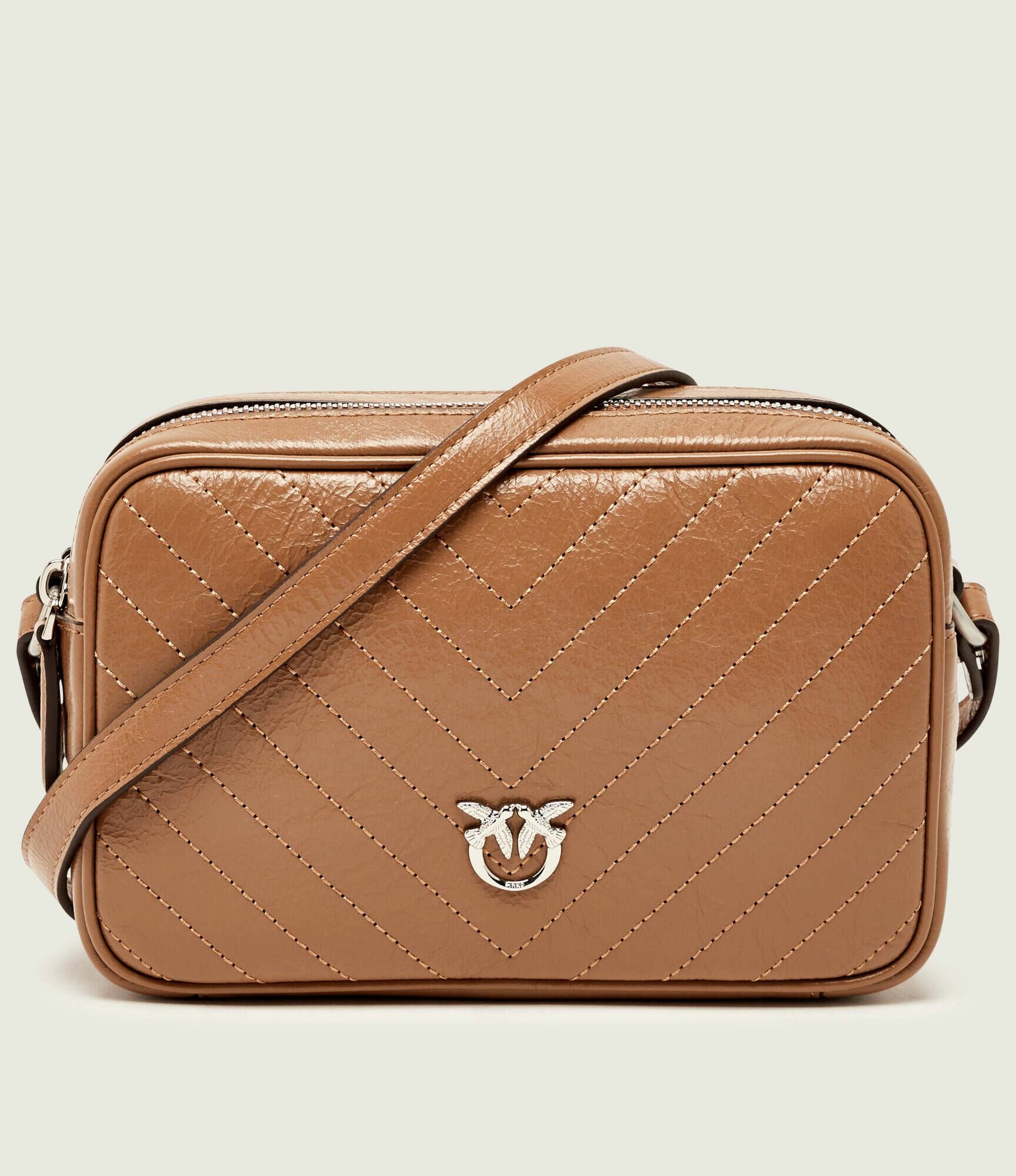 Женская кожаная сумка PINKO Carrie Camera Bag Classic - 20 х 13 х 8 см, цвет верблюжий