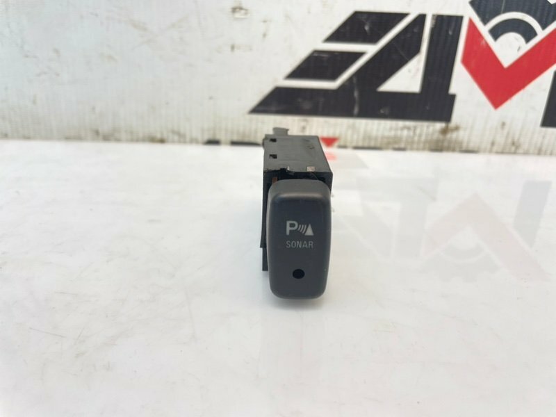 Б/У кнопка парктроника Peugeot 4007 2008 GP 4B12 70661 Peugeot-Citroen арт. 649009