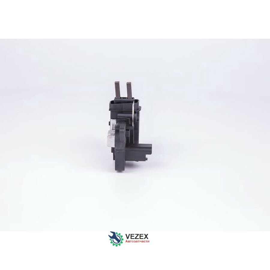 BOSCH 1986AE0092 Реле-регулятор напряжения RENAULT Laguna (97-03), Logan (99-) 1986AE0092
