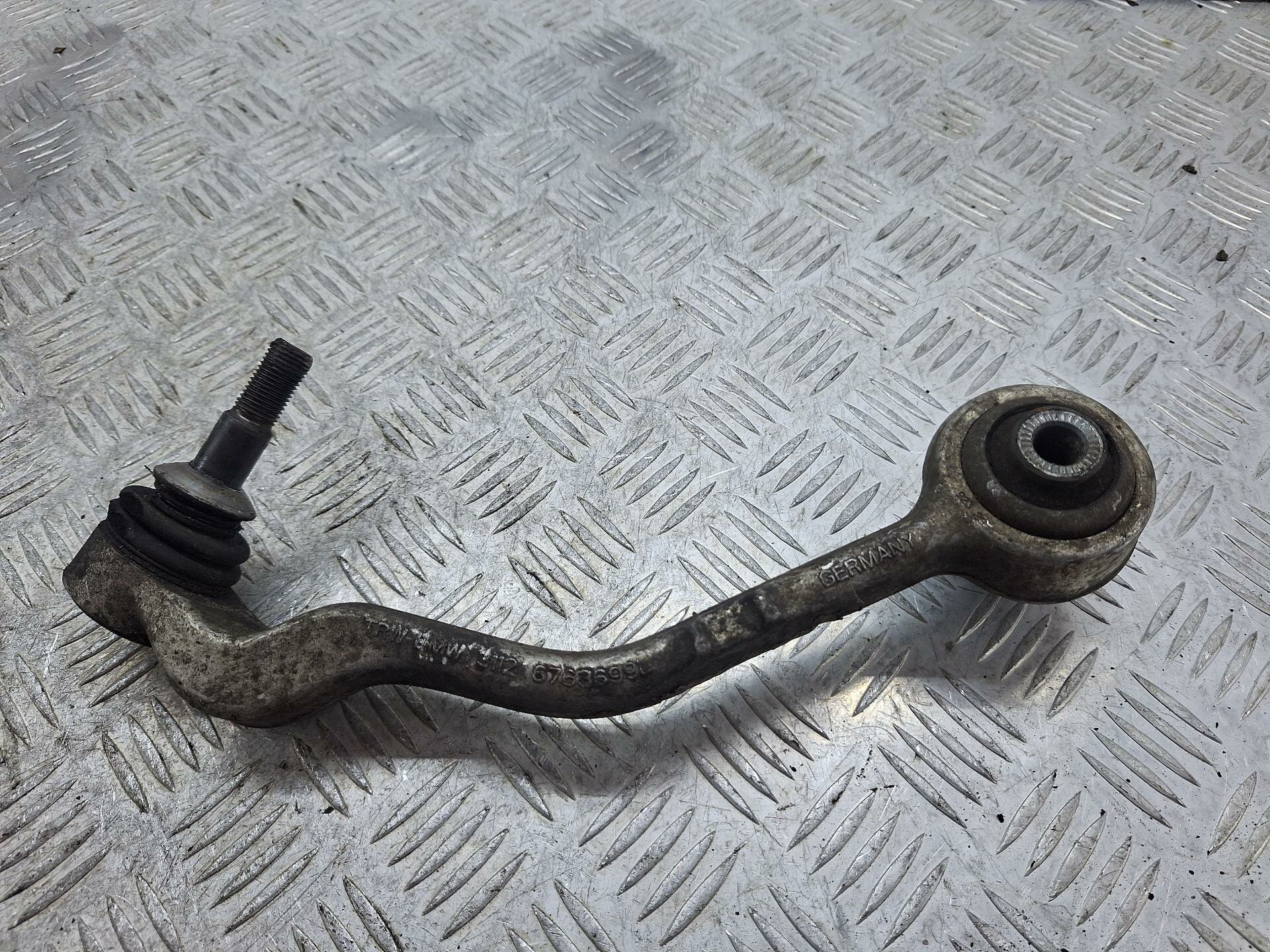 Рычаг передний левый BMW 3 E90/E91 2005 31126763699L