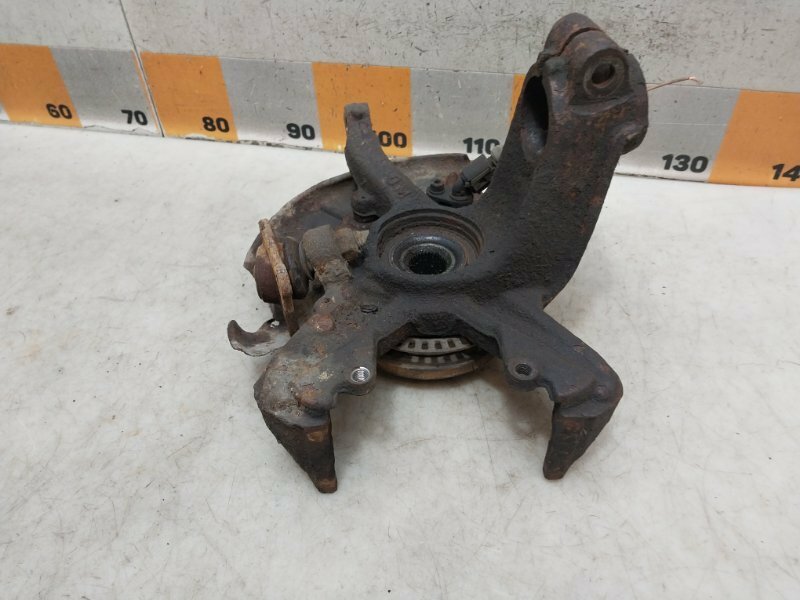 Б/У В сборе со ступицей, ступица Кулак поворотный Skoda Octavia 1998 A4, 1U2 Перед. Лев. 455108 VAG арт. 1J0407255AH