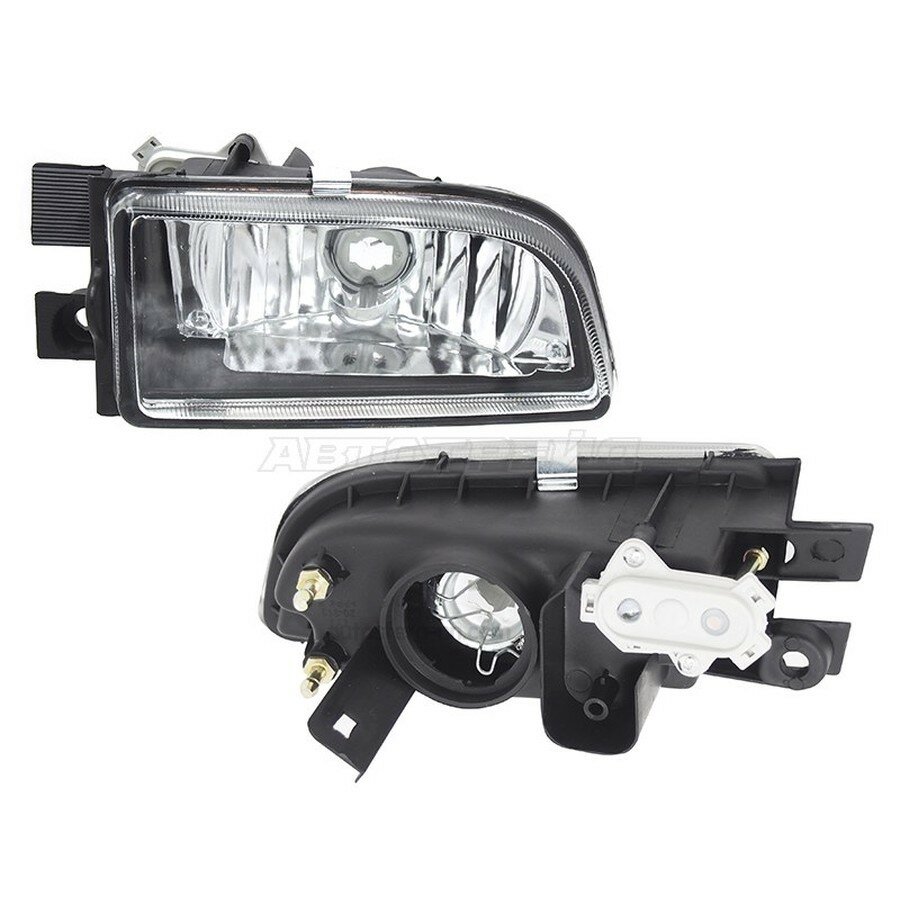 SAT ST20313CR Фара противотуманная (Справа) Toyota Caldina (T190) 92-02