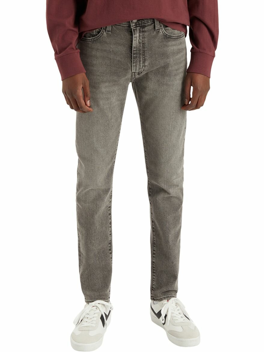 Джинсы зауженные 