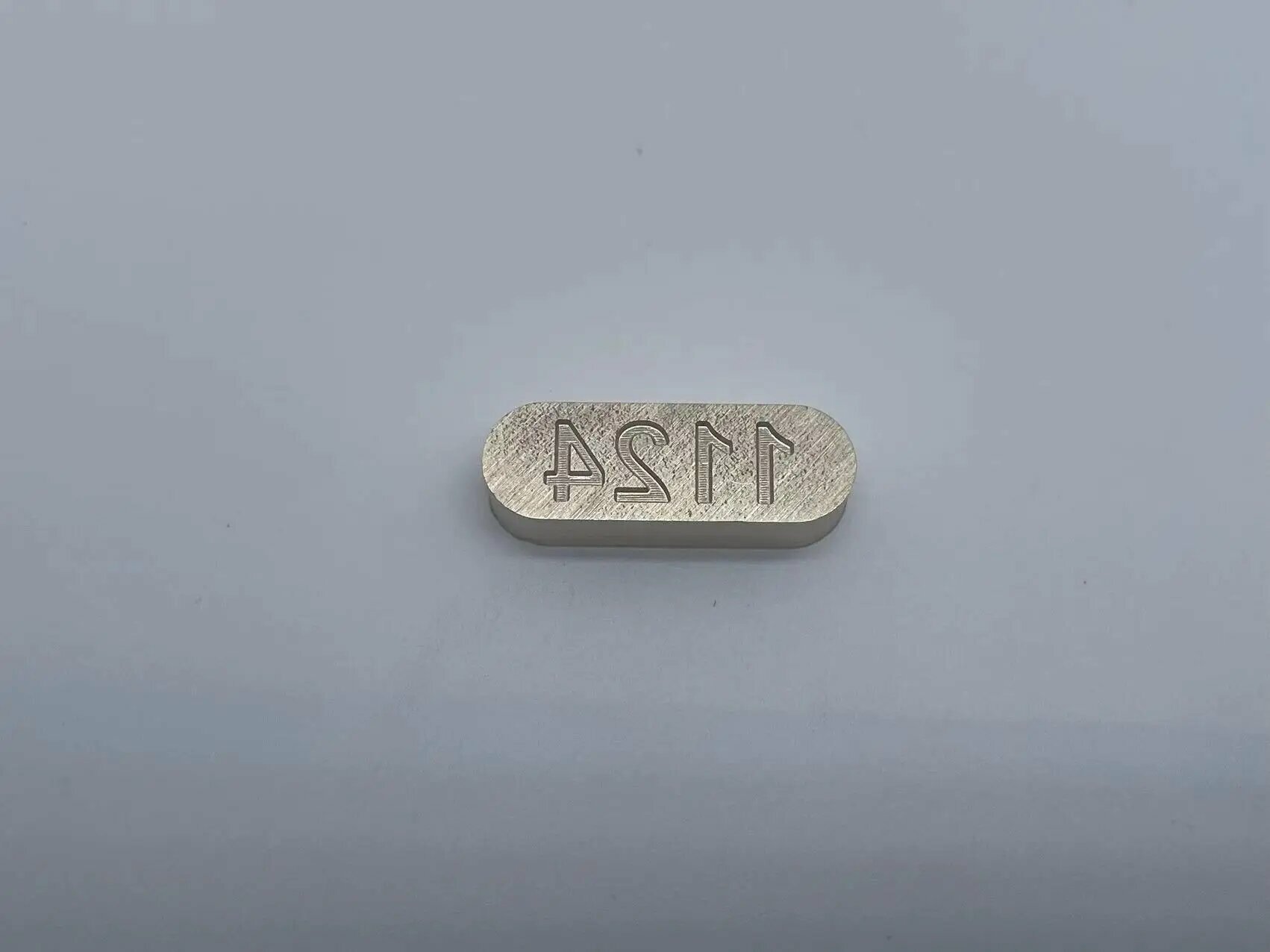 Индивидуальная латунная форма для штампа датчика шин 1124 Type A 30X10MM