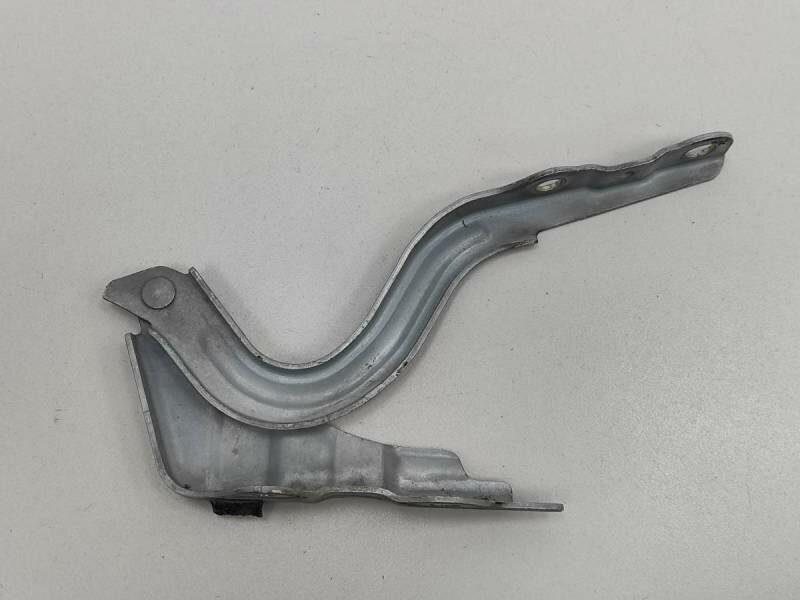 Петля капота левая Kia Ceed JD 2012-2018 кат.номер: 79110A2000