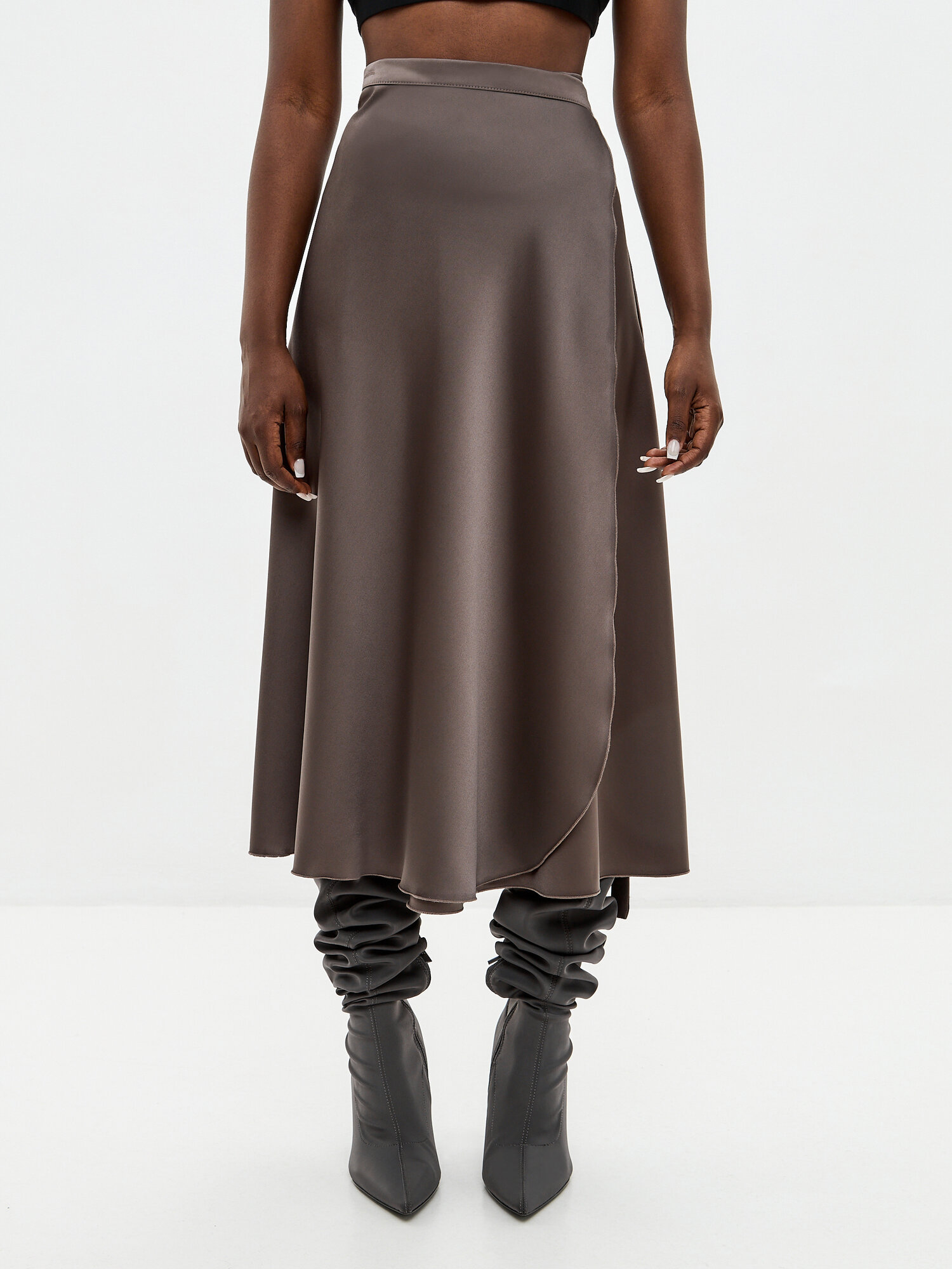 Юбка миди атласная кофе на запах с завязками