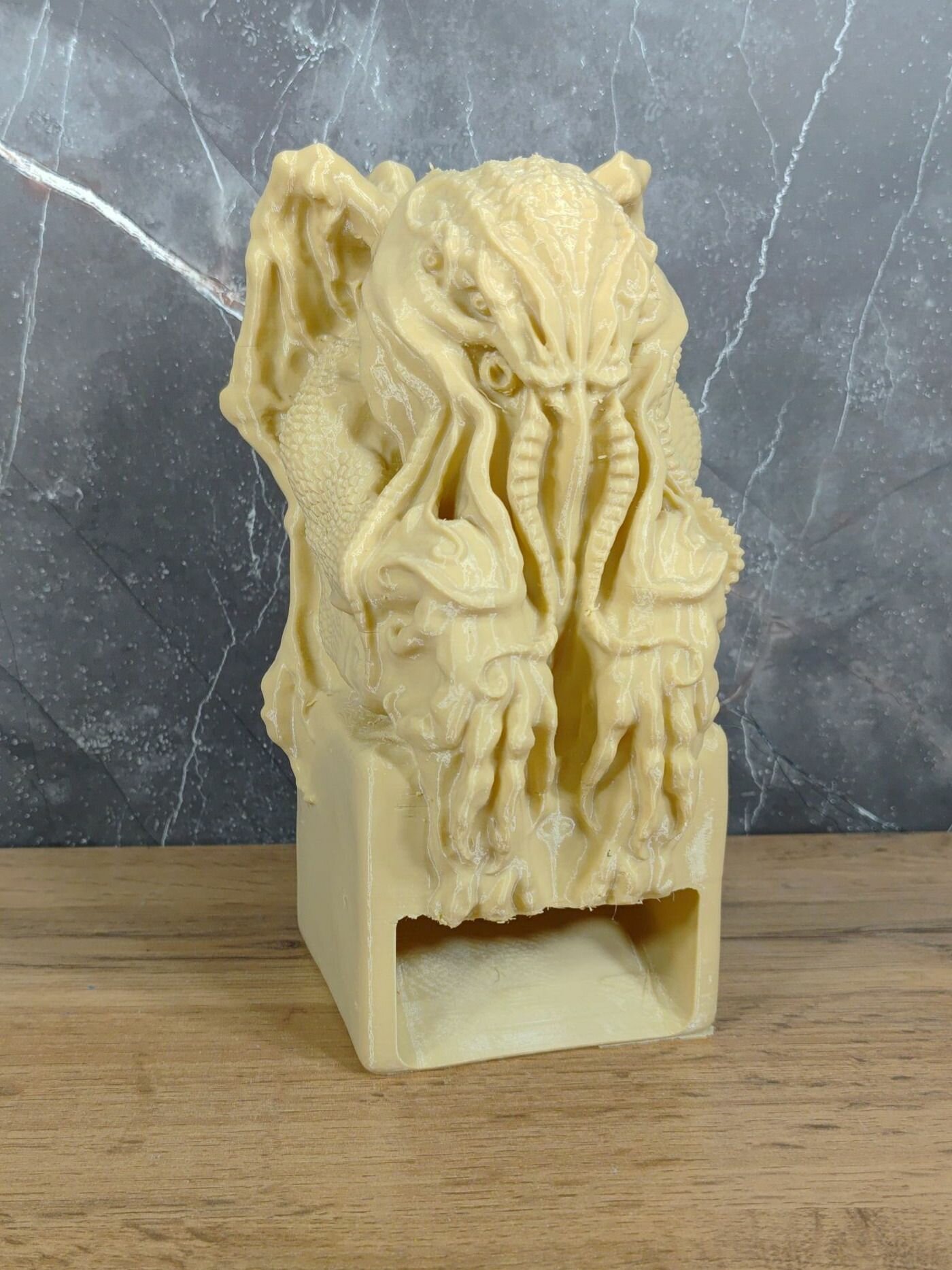 Башня Лавкрафт "Ктулху" бежевая миниатюра для настольных и Dungeons & Dragons , dnd dice tower