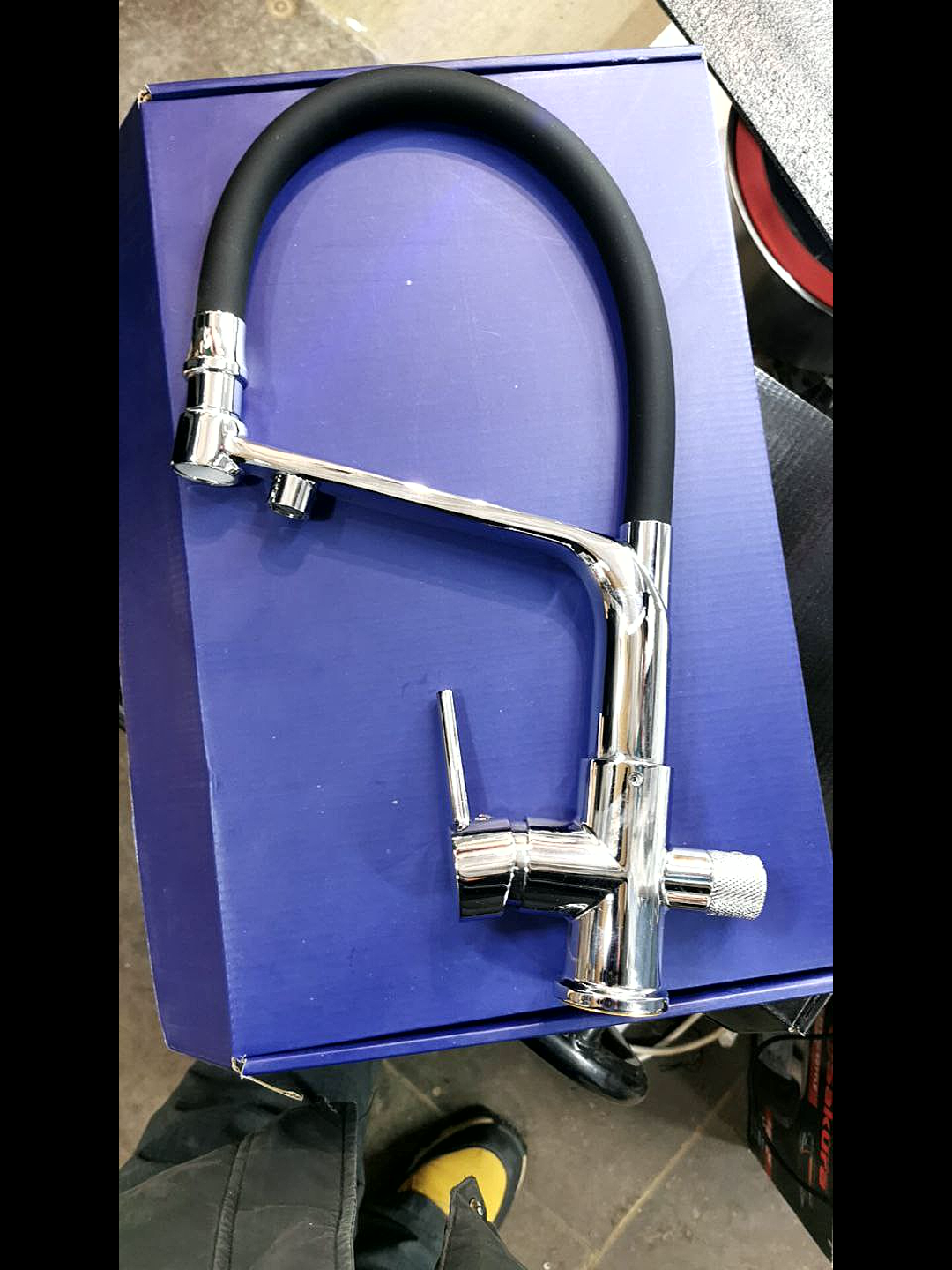 Смеситель для кухни с гибким изливом, кран кухонный краны гибкие для питьевой воды черный смеситель однорычажный