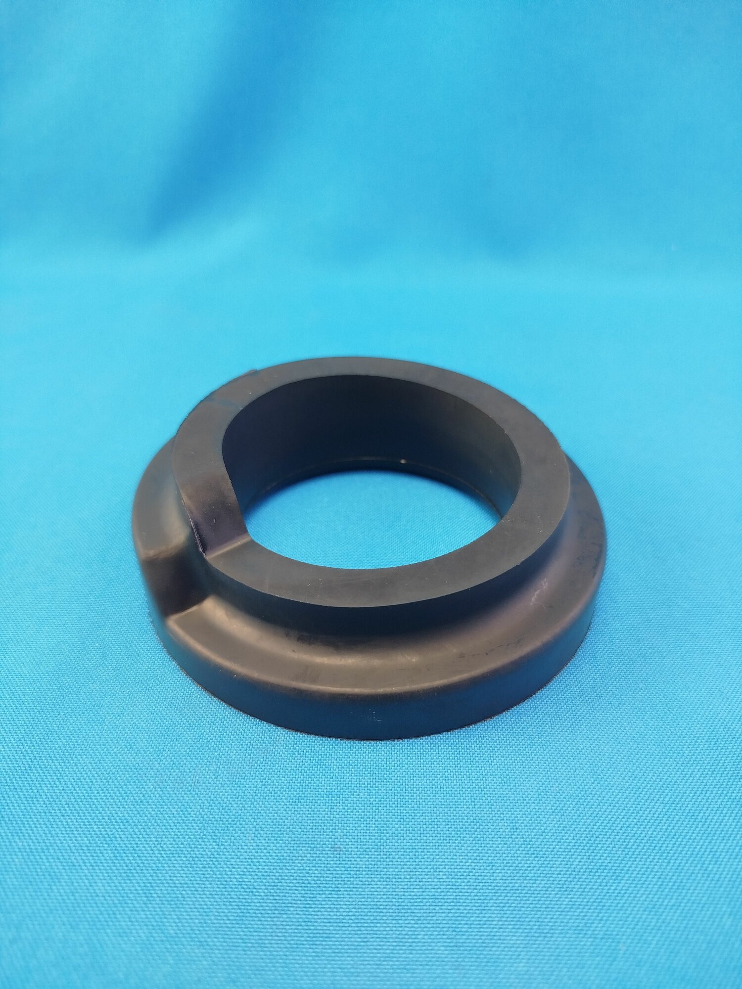 Подушка задней пружины "сэви" для автомобилей ВАЗ 2108-15