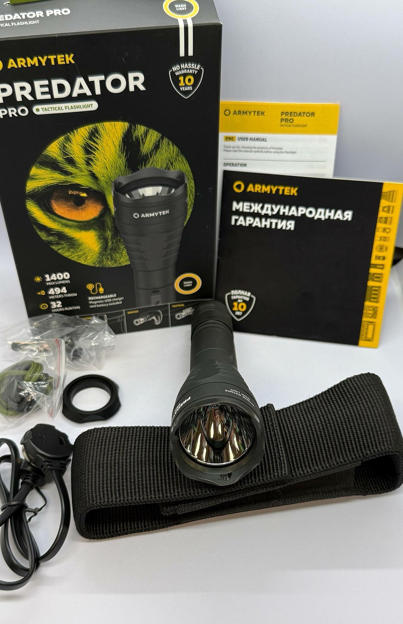Фонарь тактический дальнобойный ARMYTEK Predator Pro Magnet USB 1400 Лм, Теплый F07301W