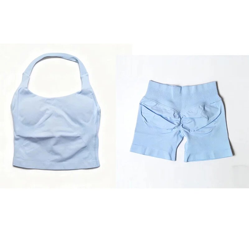 Костюм спортивный