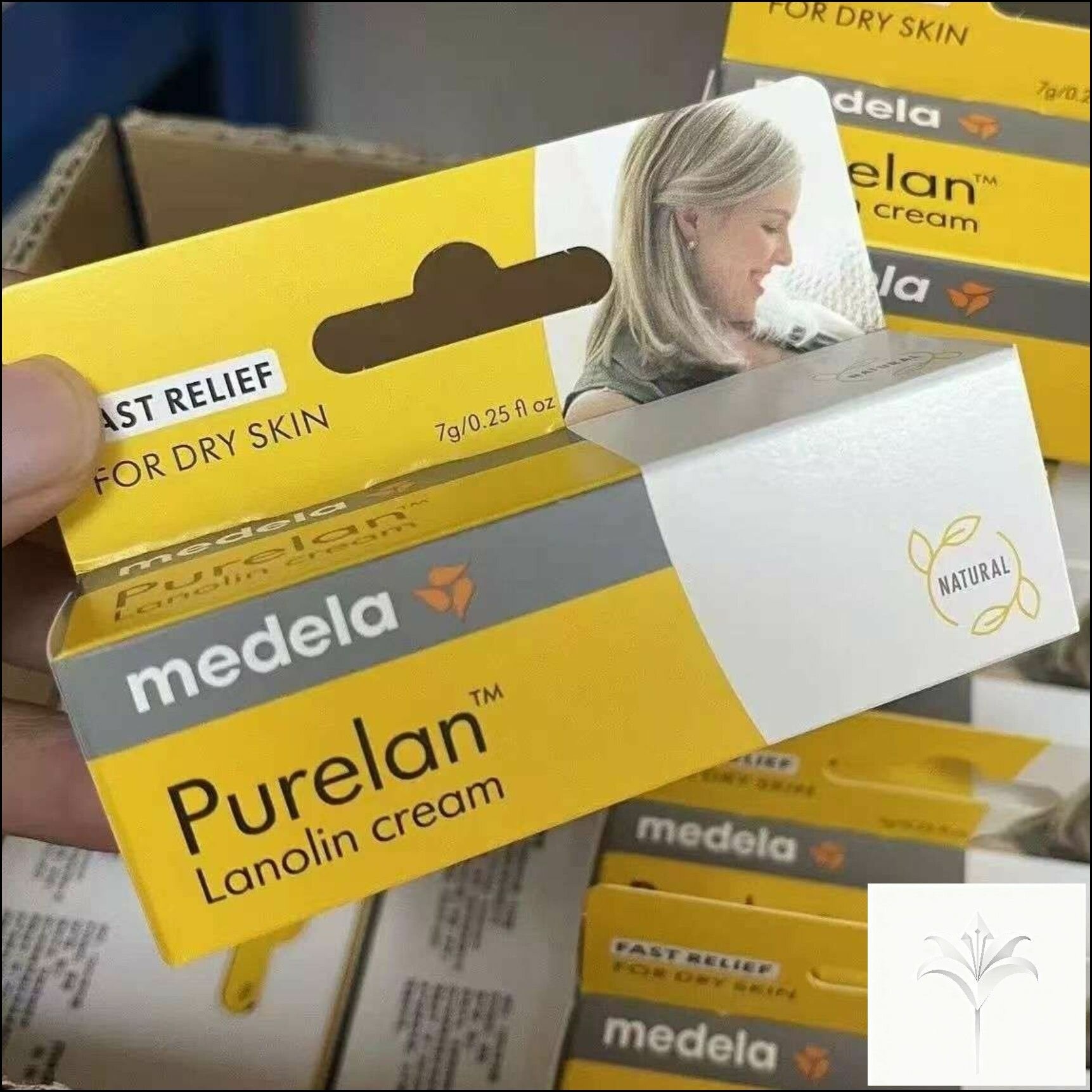 Крем для ухода за кожей