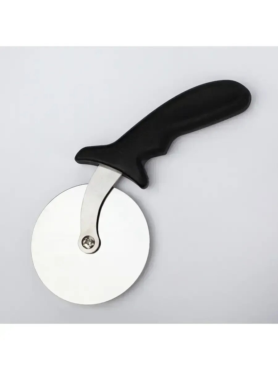 Нож для пиццы и теста круглый 23,5 см