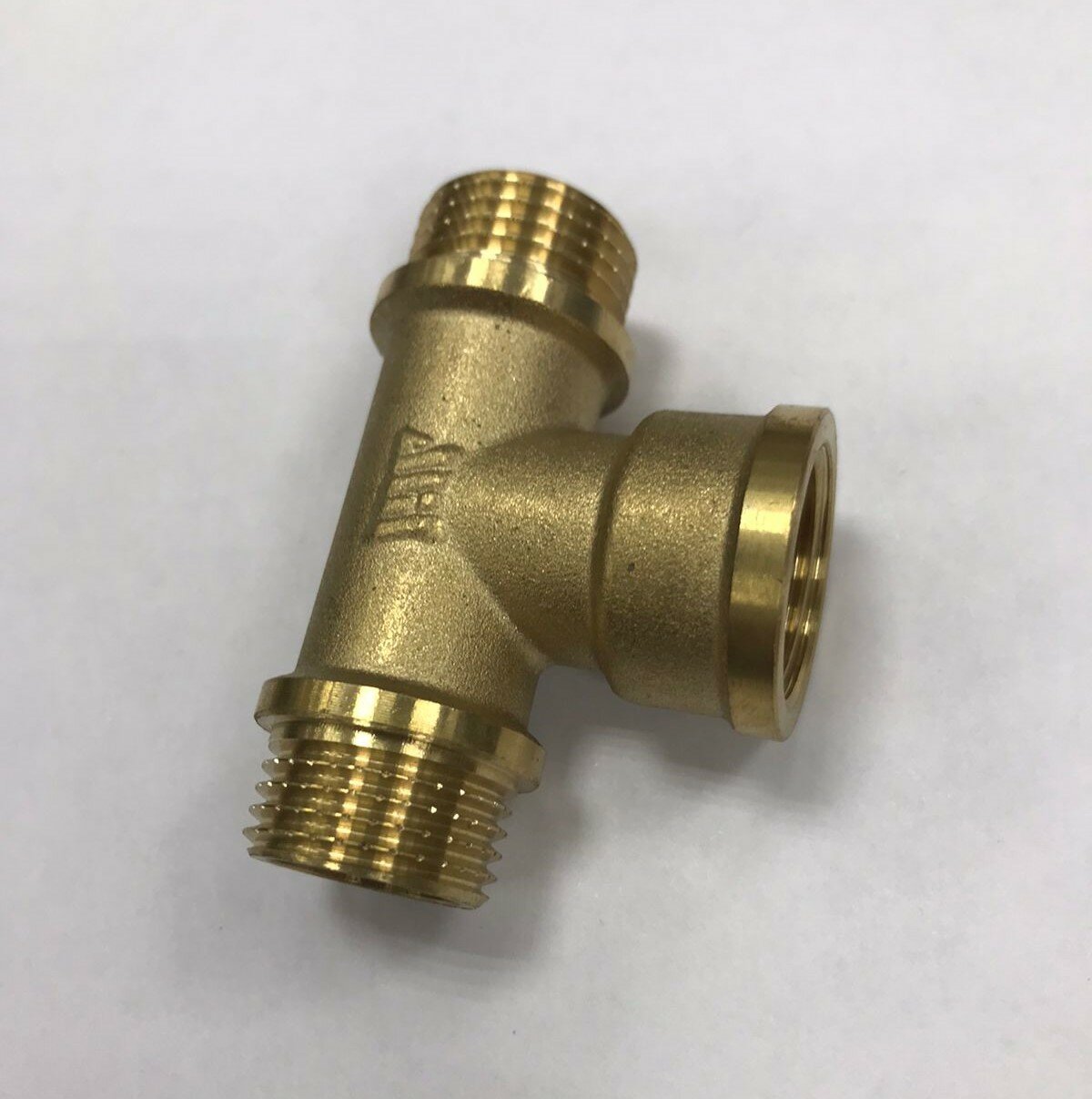 Тройник , латунь, диаметр 1/2", для водоснабжения, газо- и отопления