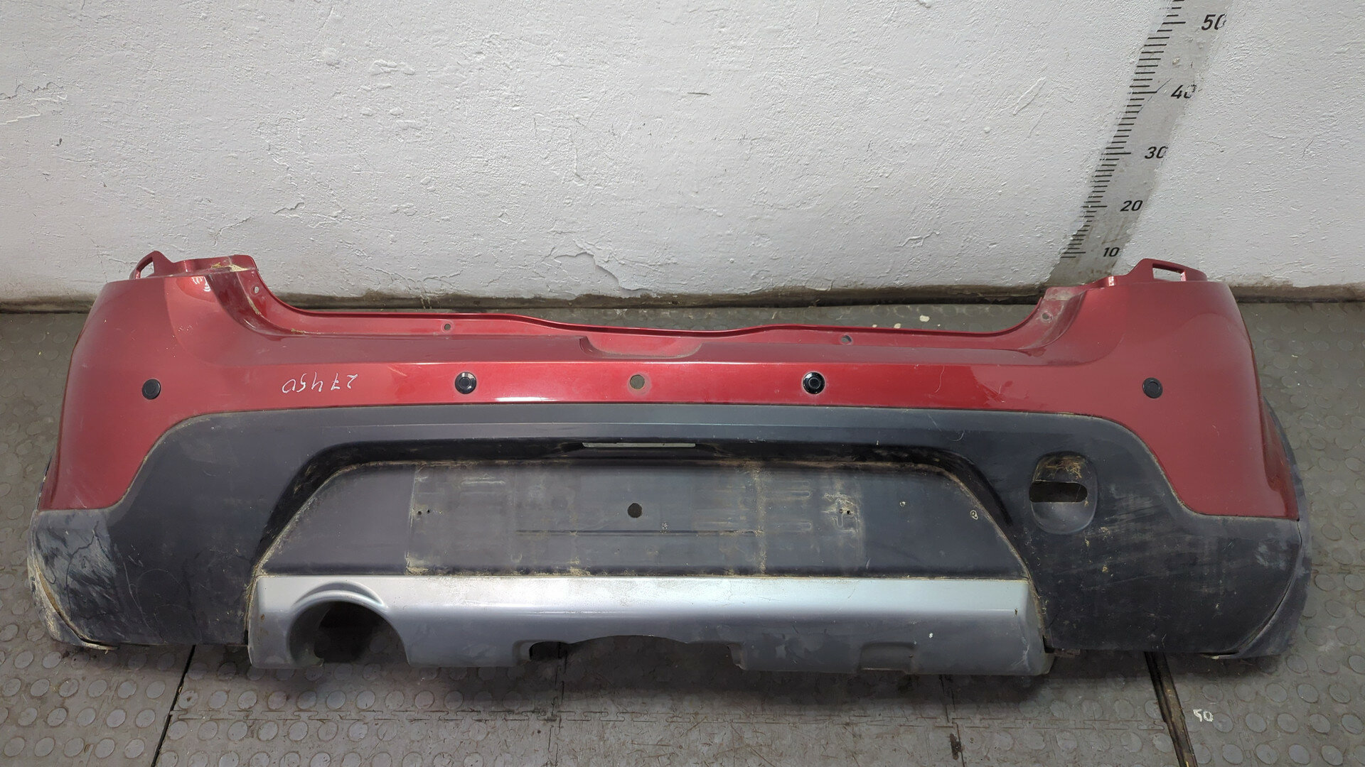 Бампер задний Dacia Sandero Б/У