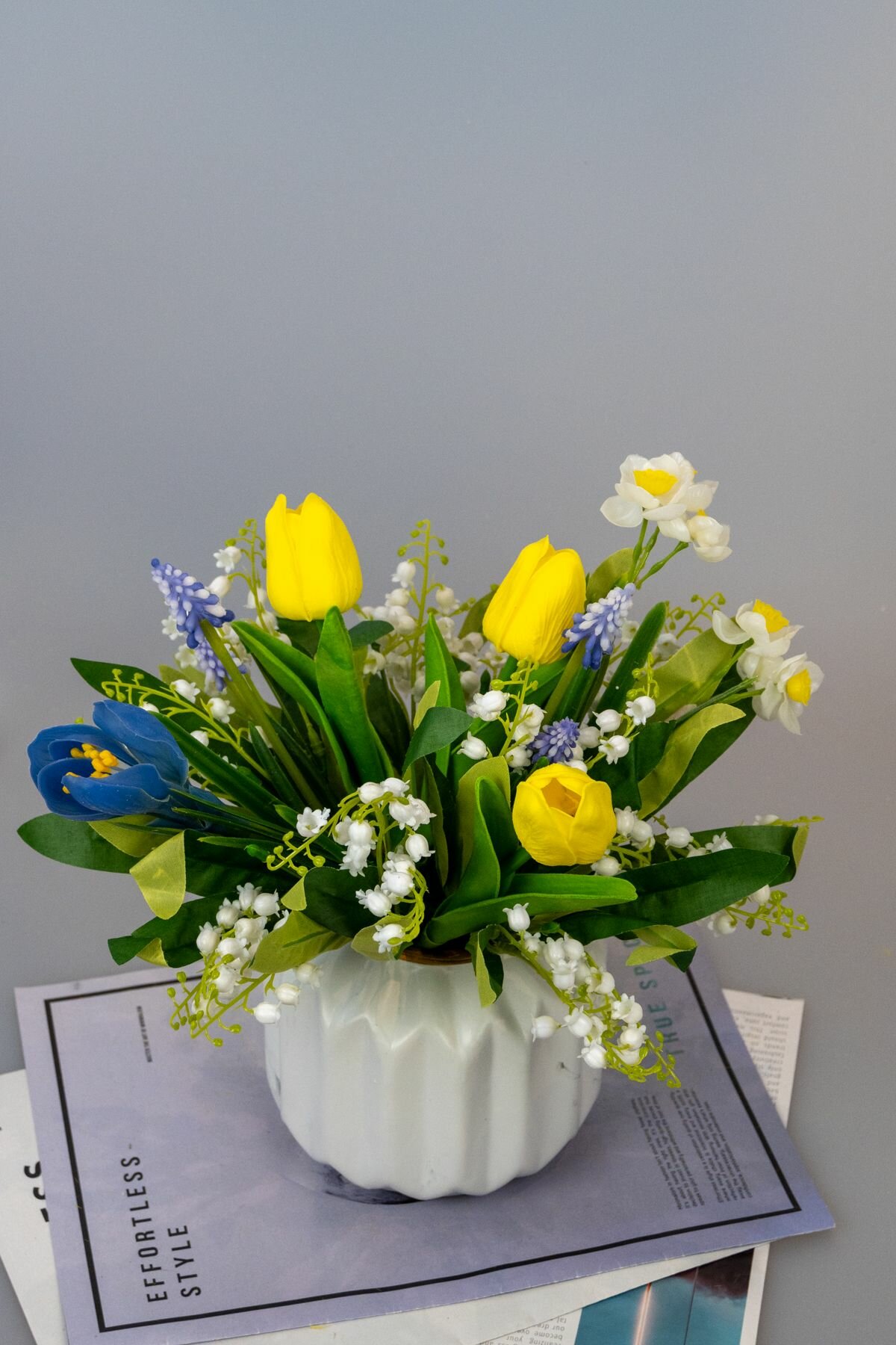 Искусственные цветы для декора в вазу Букет весенний композиция с крокусами и ландышами тюльпанами и нарциссом №7