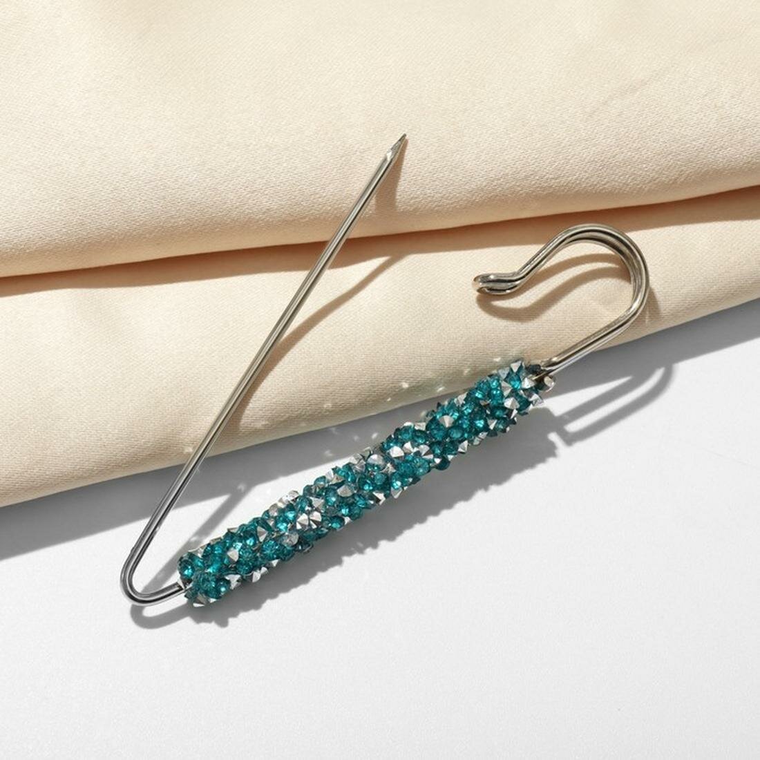 Брошь, стразы