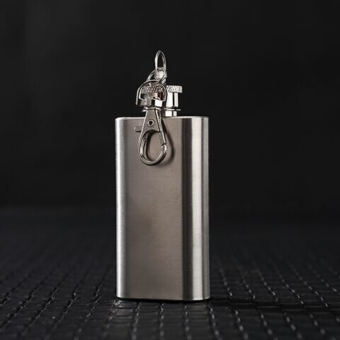 Нержавеющая сталь винный кувшин 1 джин 2 джин 2.5kg 5kg портативный утолщенный плоский белый винный бутылочный ведро портативная бутылка для воды мини