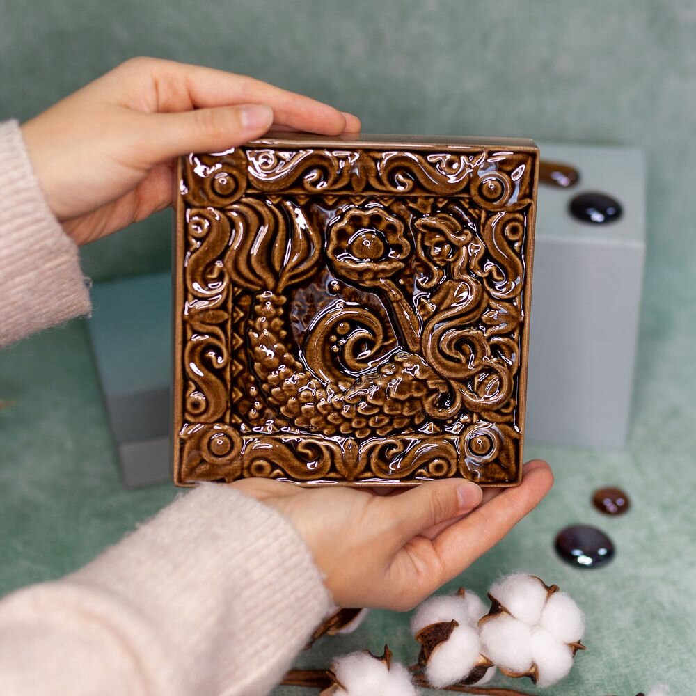 Изразец Русалка одноцветный коричневый