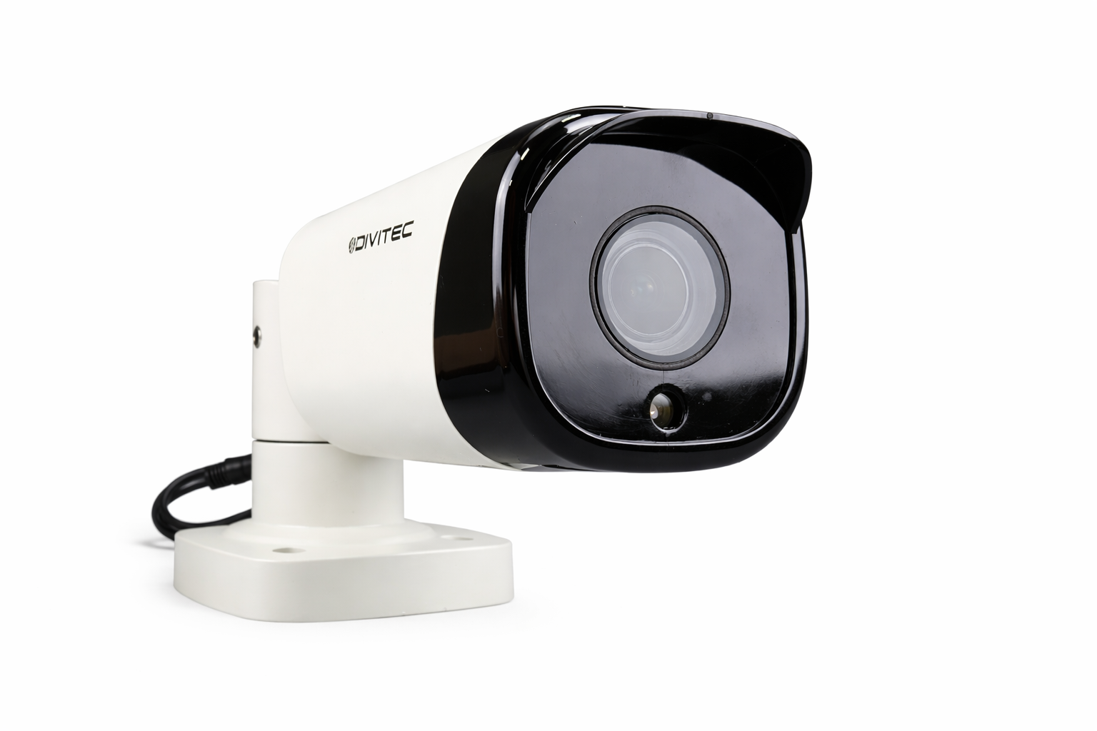 Уличная аналоговая AHD/TVI/CVI камера видеонаблюдения Divitec DT-AC0216BVMF(S)-I5/моторизованный объектив 2,7-13,5 мм