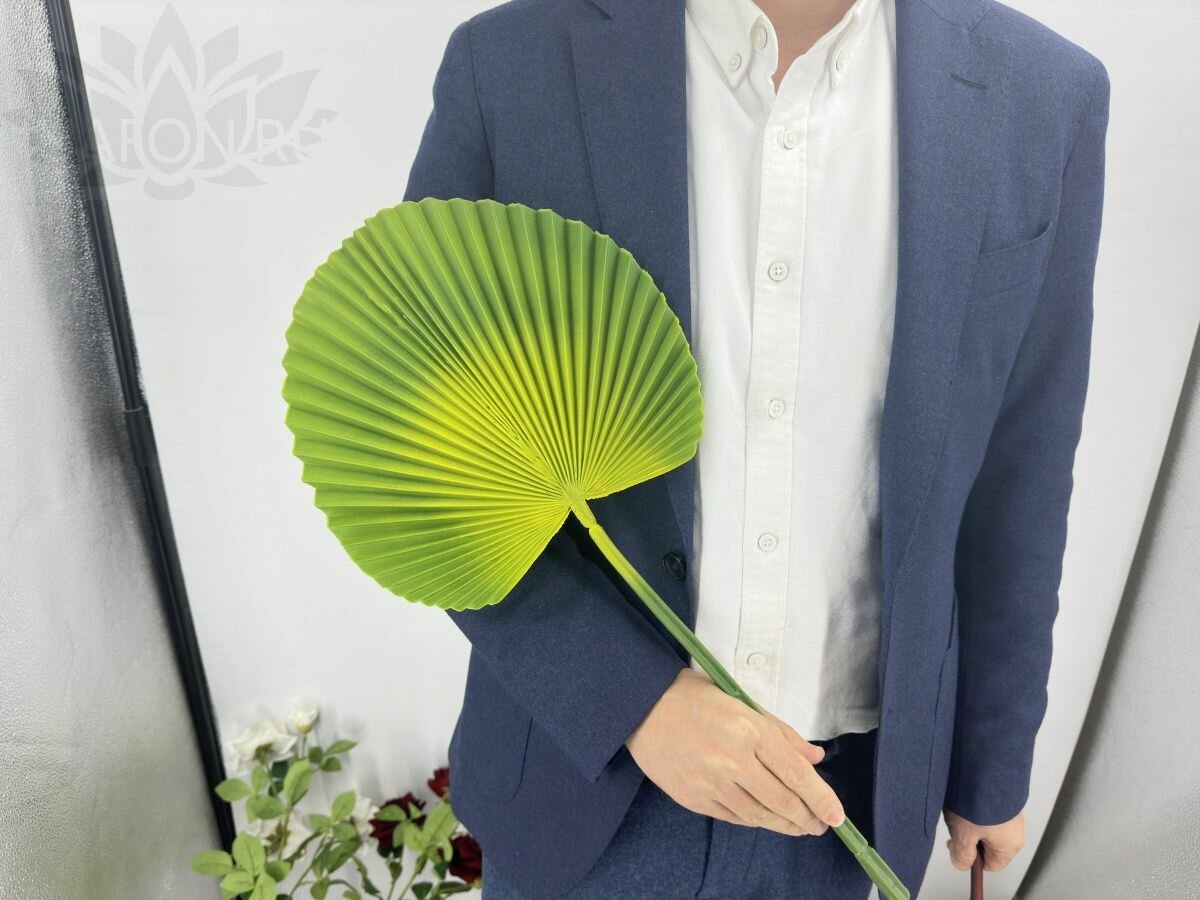 Лист веерной пальмы 2 шт искусственный премиум для декора интерьера в кашпо фитостены 26 см